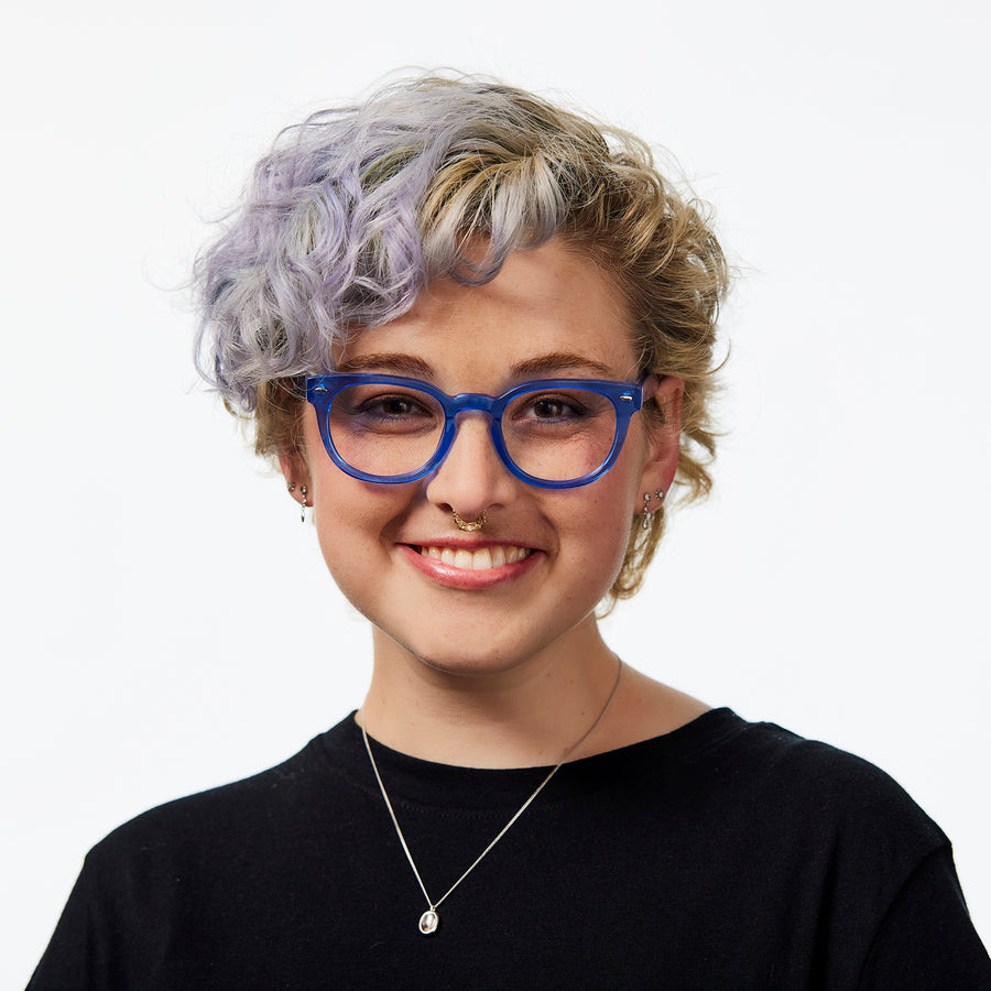 Whiz Whit Glasses
